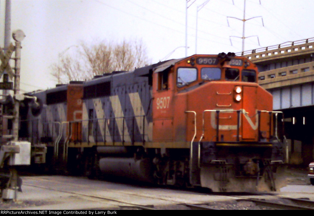GP40-2LW